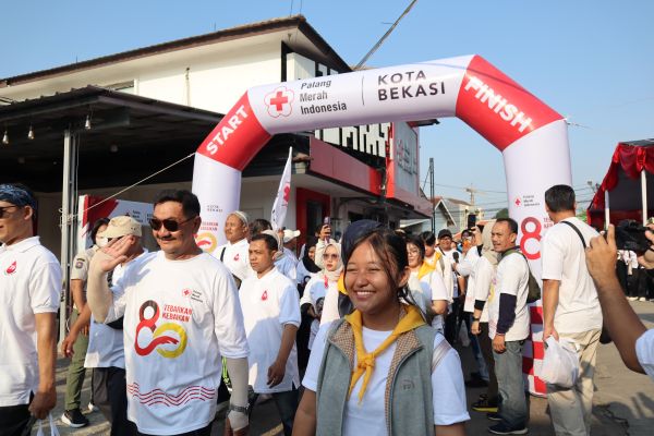 Semarak Fun Walk Hari Ulang Tahun ke-80 Palang Merah Indonesia di Kota ...